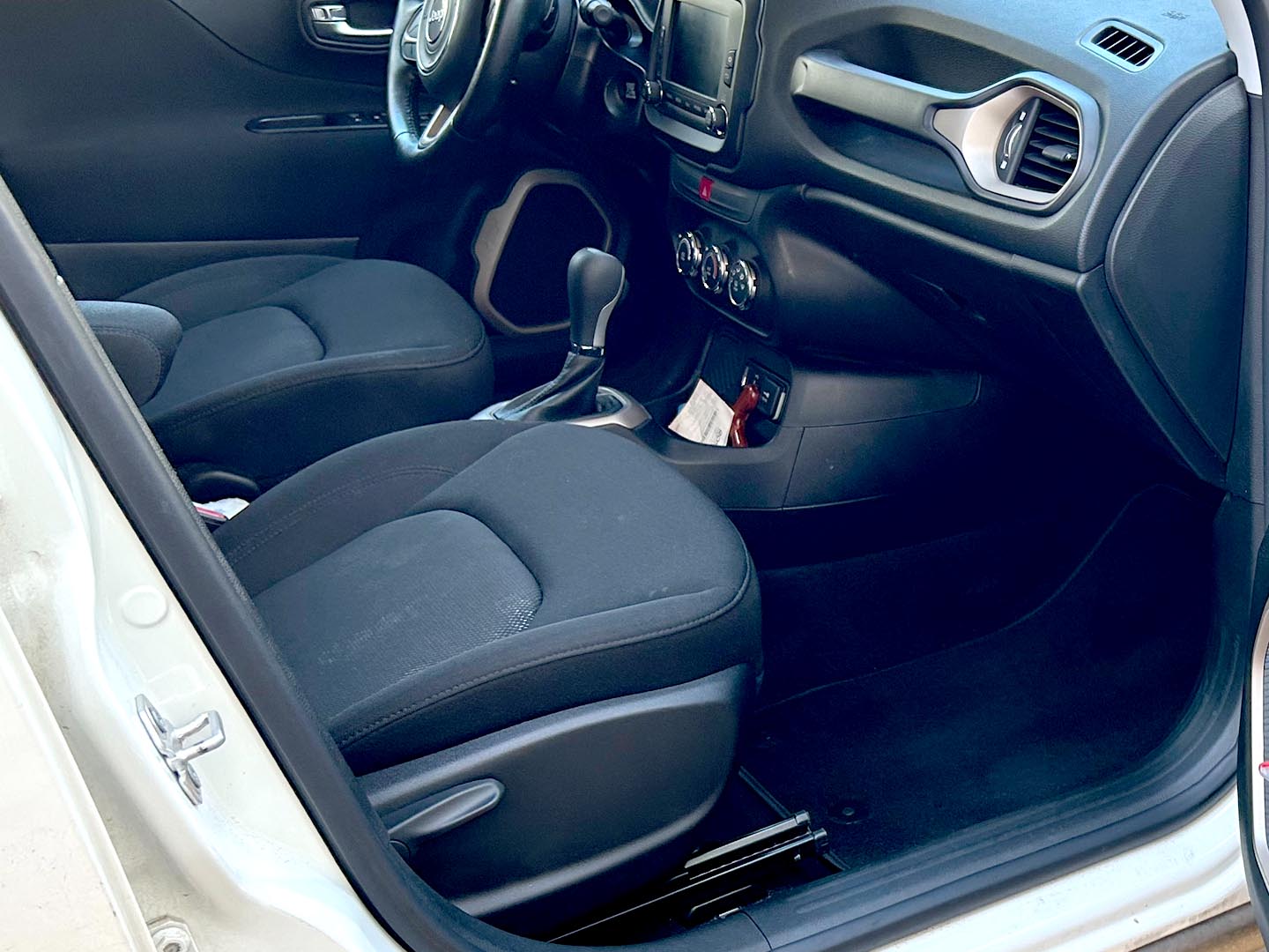 Limpieza de Interiores de Jeep – Antes y Después – High Performance ...