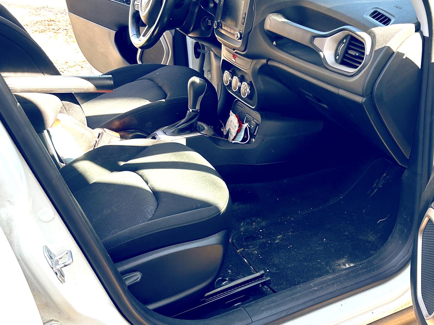 Limpieza de Interiores de Jeep – Antes y Después – High Performance ...